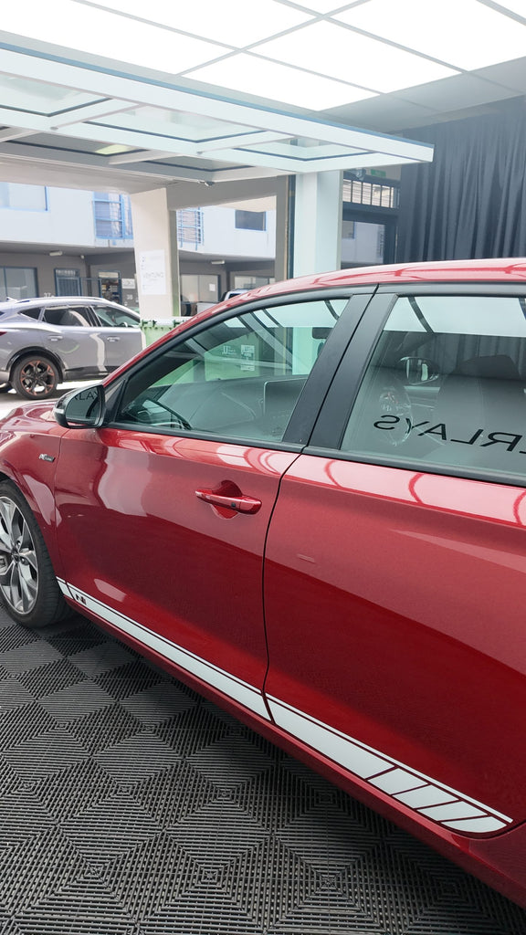 Hyundai i30 Side Stripe Accent Overlay – 21OVERLAYS