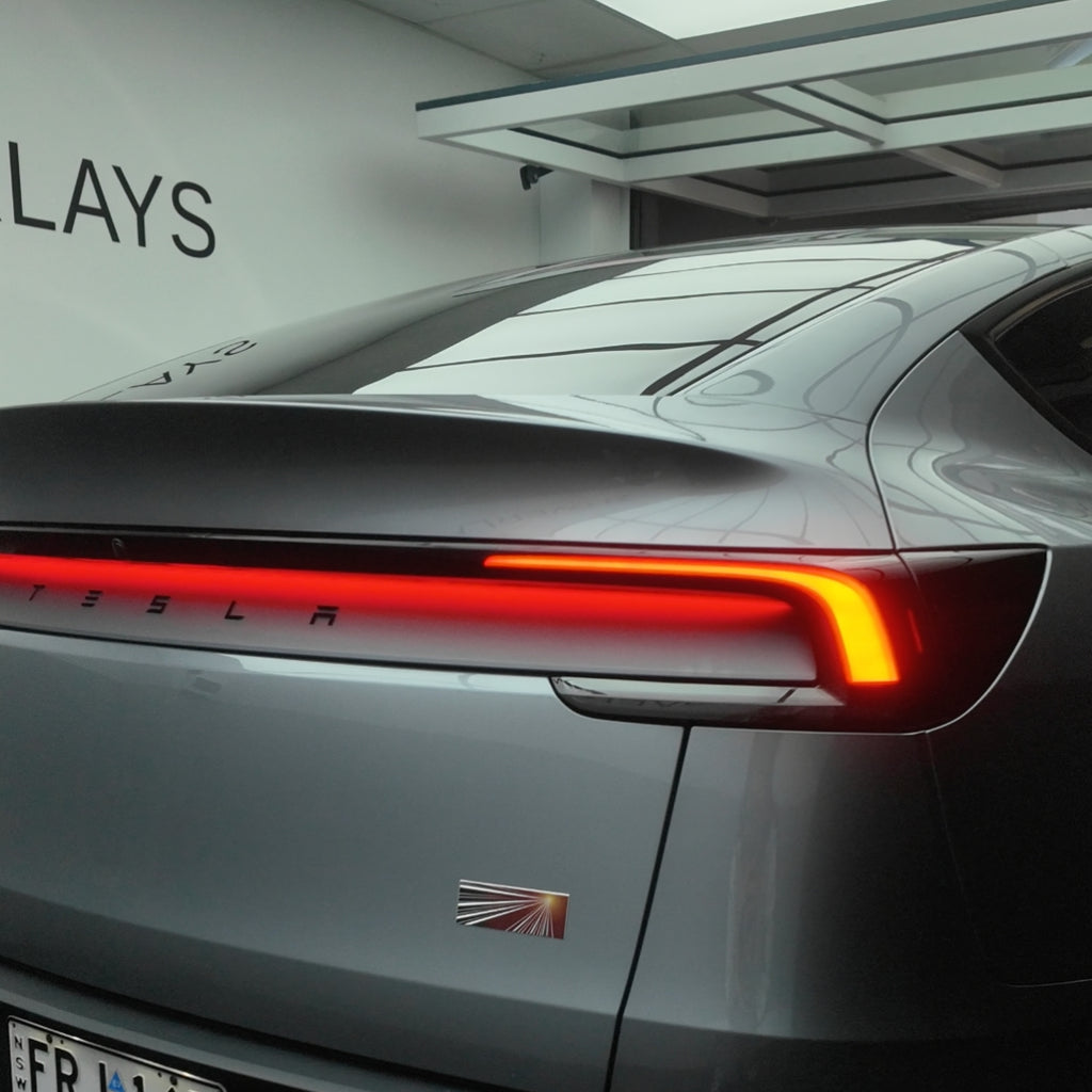 Tesla Model Y Partial Tail Light Overlay 2024+ – 21OVERLAYS